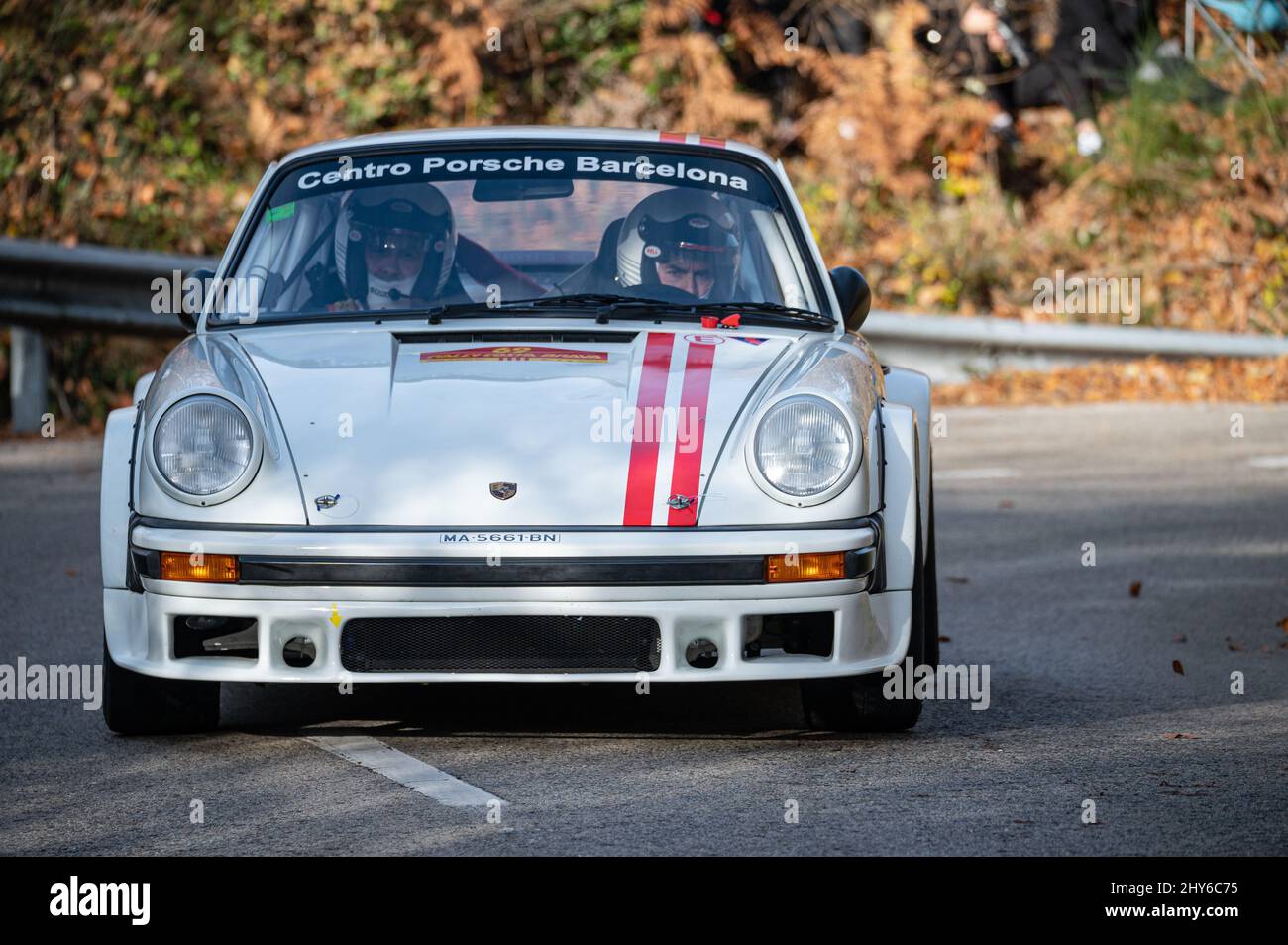Vintage 69th edition of the Costa Brava rally Porsche 911 SC on a racing road Stock Photo - Alamy