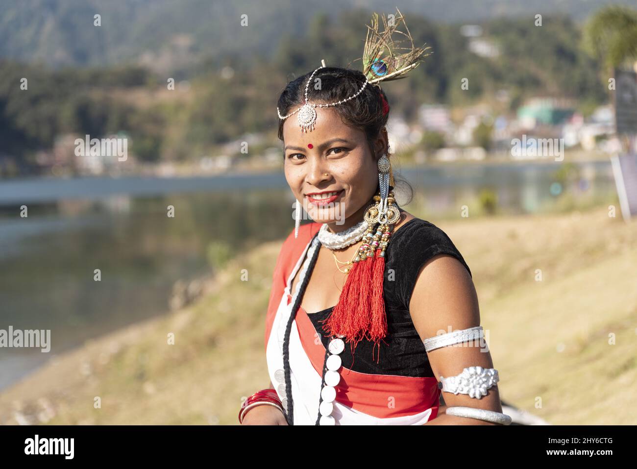 Tharu culture hi-res stock photography and images - Alamy