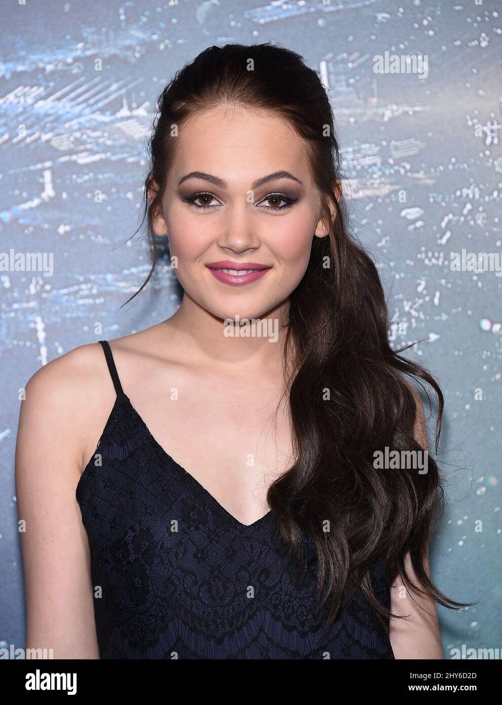 Kelli Berglund attending the 'Jupiter Ascending' Premiere in Los ...