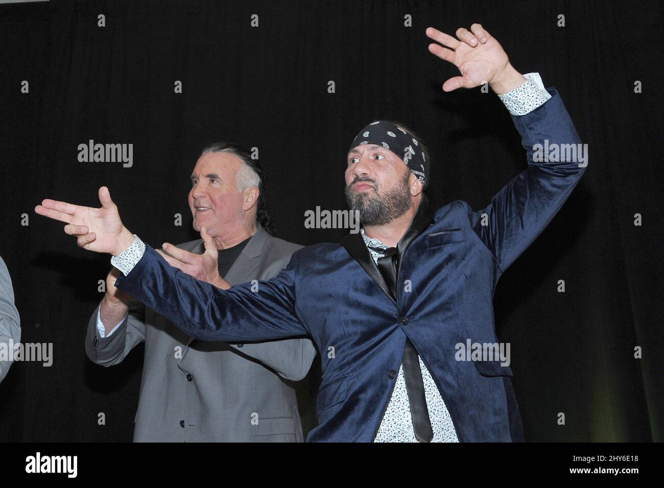 Nwo Wolfpack Hand Gesture