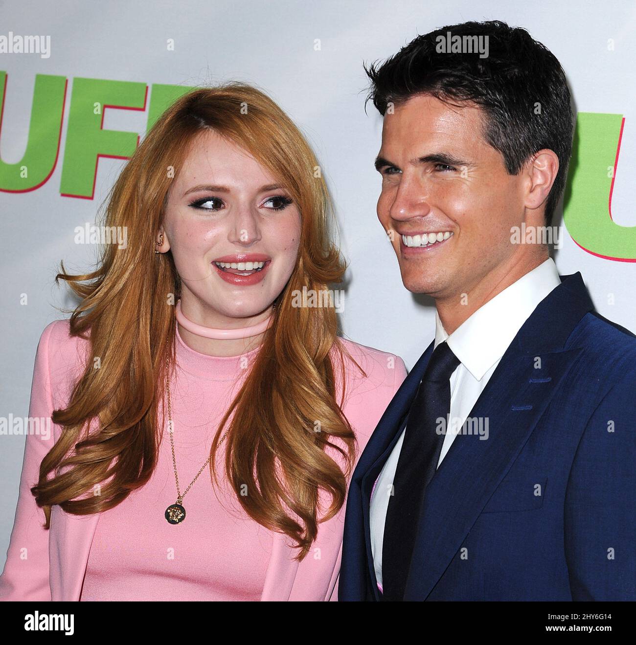 Bella Thorne And Robbie Amell