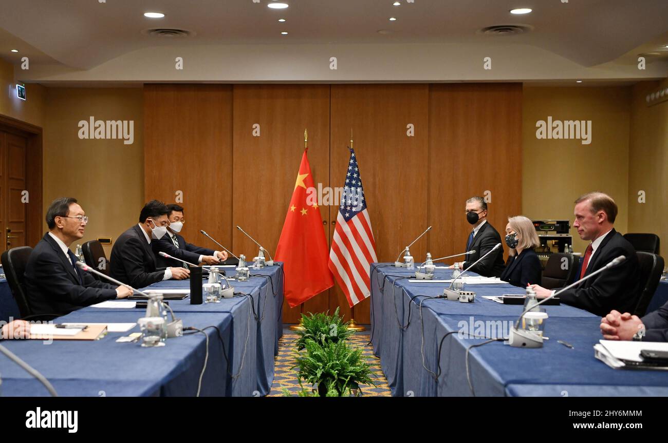 Jake sullivan and yang jiechi hi-res stock photography and images - Alamy