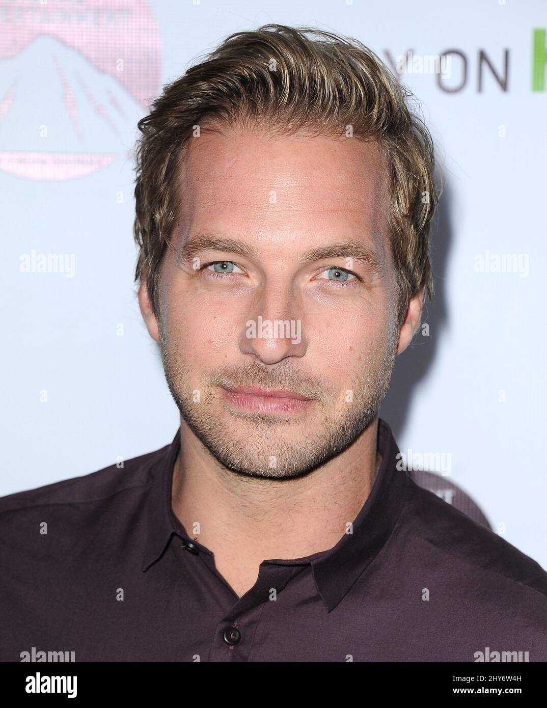 Ryan Hansen arriving at the "Resident Advisors" Los Angeles Premiere ...