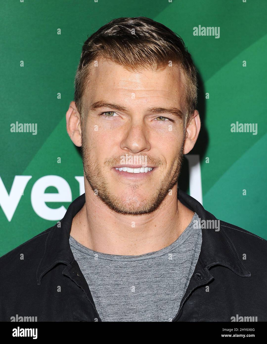 Alan ritchson red carpet event hi-res stock photography and images - Alamy