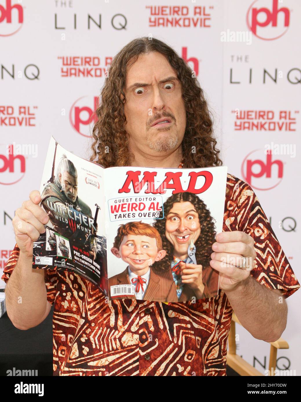 Yankovic signing autographs hi-res stock photography and images - Alamy