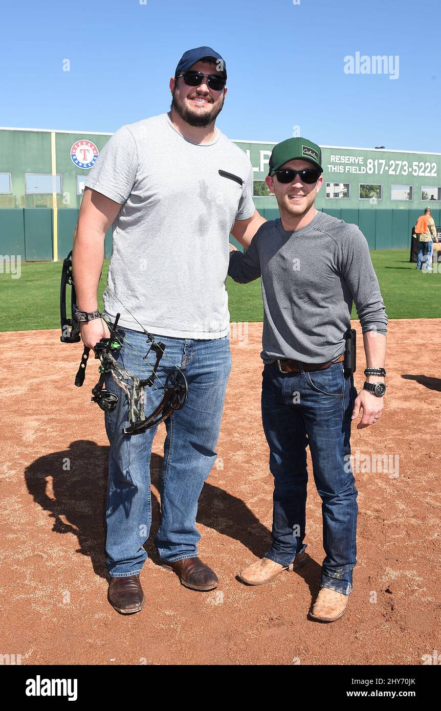 Zack martin hi-res stock photography and images - Alamy