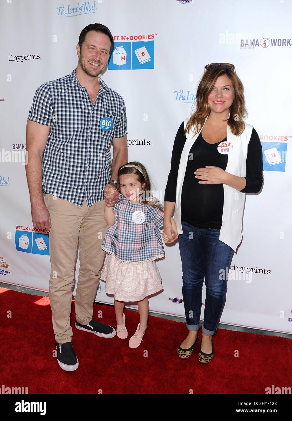 Tiffani Thiessen And Brady Smith Wedding