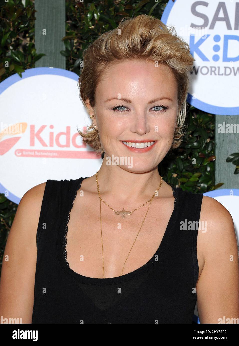 Malin Akerman Abercrombie 2003