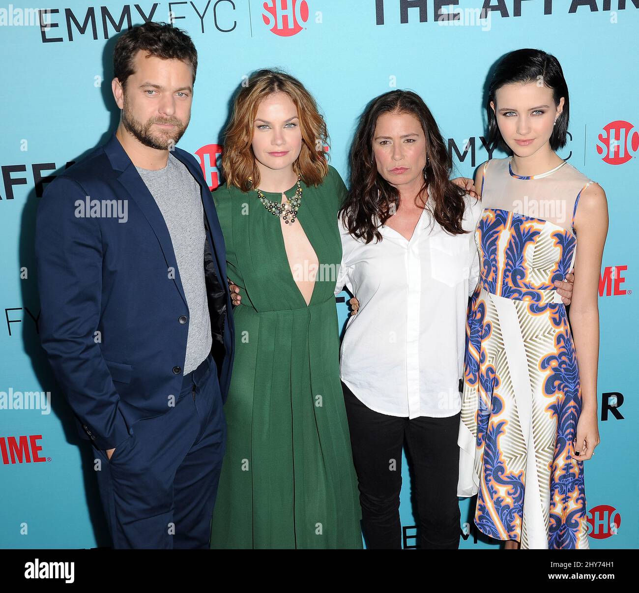 Joshua Jackson, Ruth WIlson, Maura Tierney, Julia Goldani Telles ...