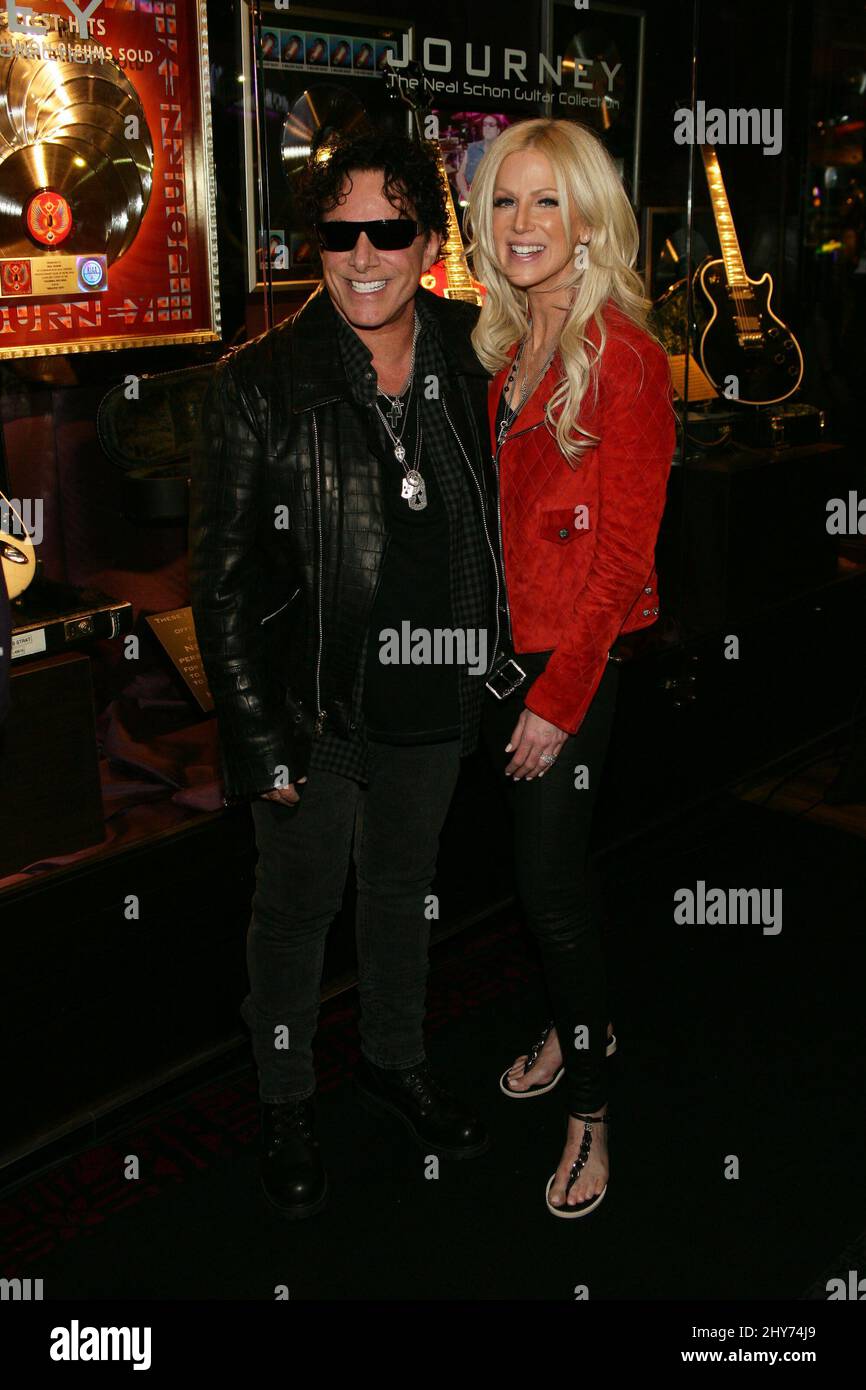 Neal schon and michaele salahi hi-res stock photography and images - Alamy