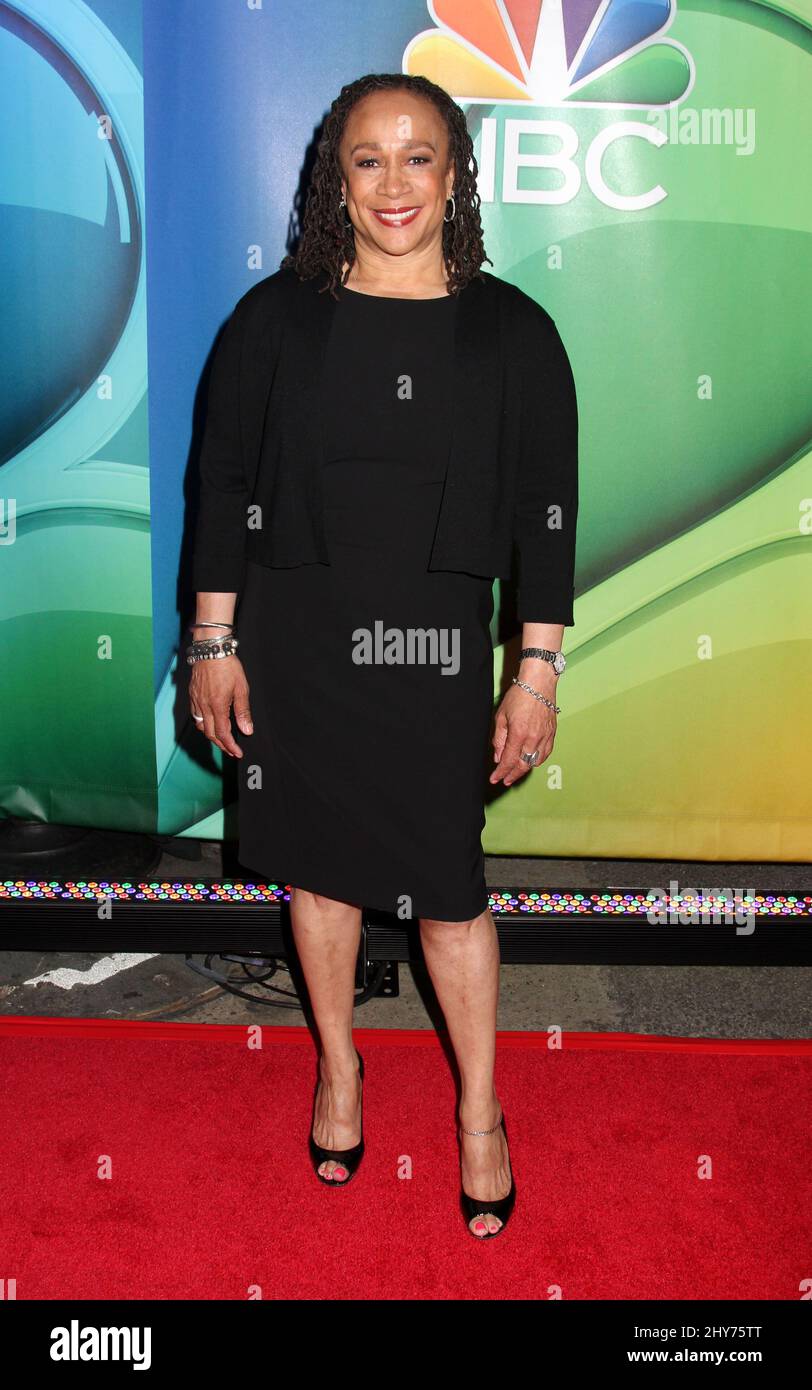S. Epatha Merkerson attending 2015 NBC Upfront Presentation held at ...