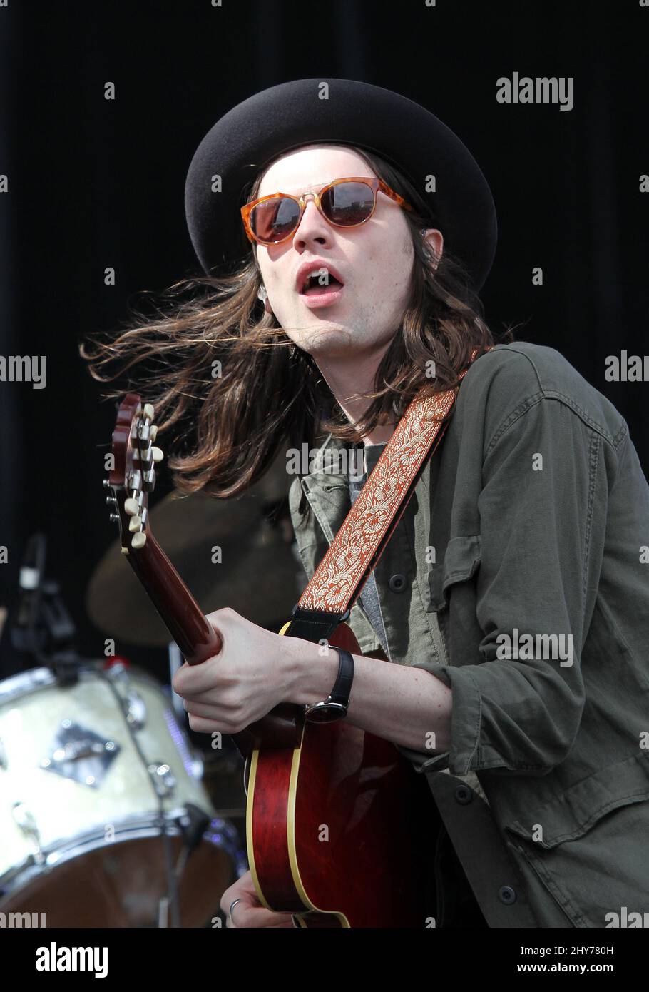 James bay gig hi-res stock photography and images - Alamy