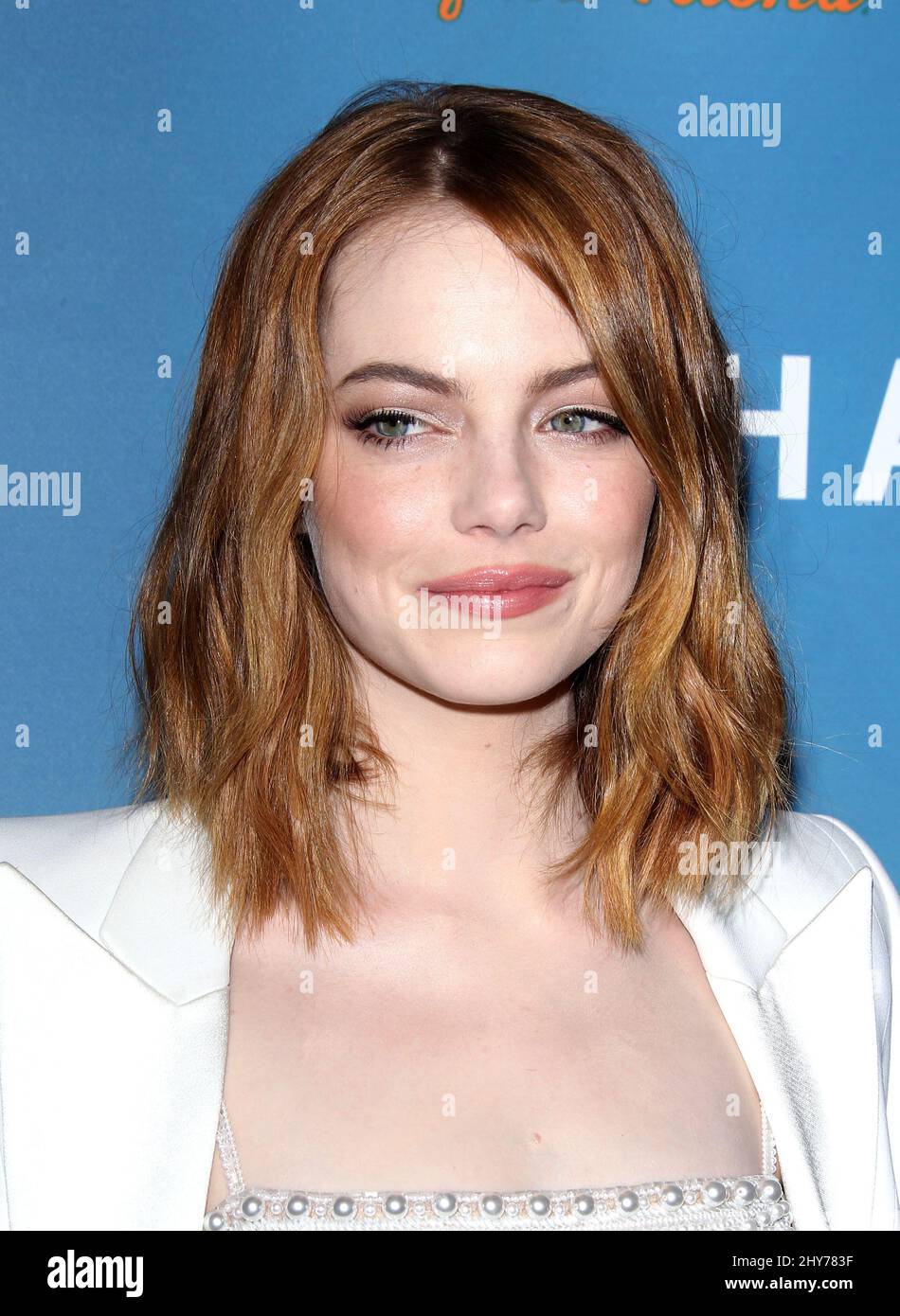 Emma stone aloha hi-res stock photography and images - Alamy