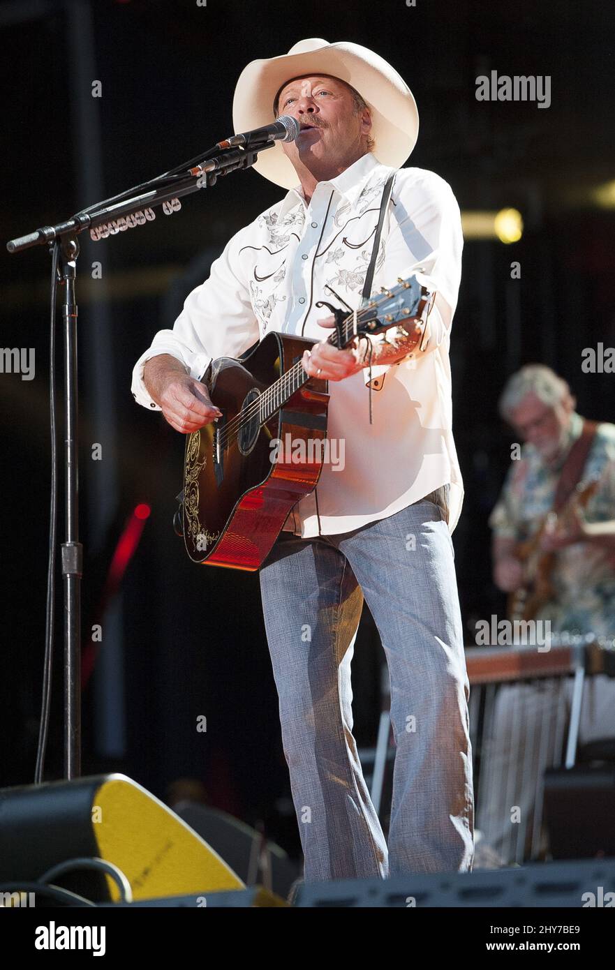 Alan jackson live hi-res stock photography and images - Alamy