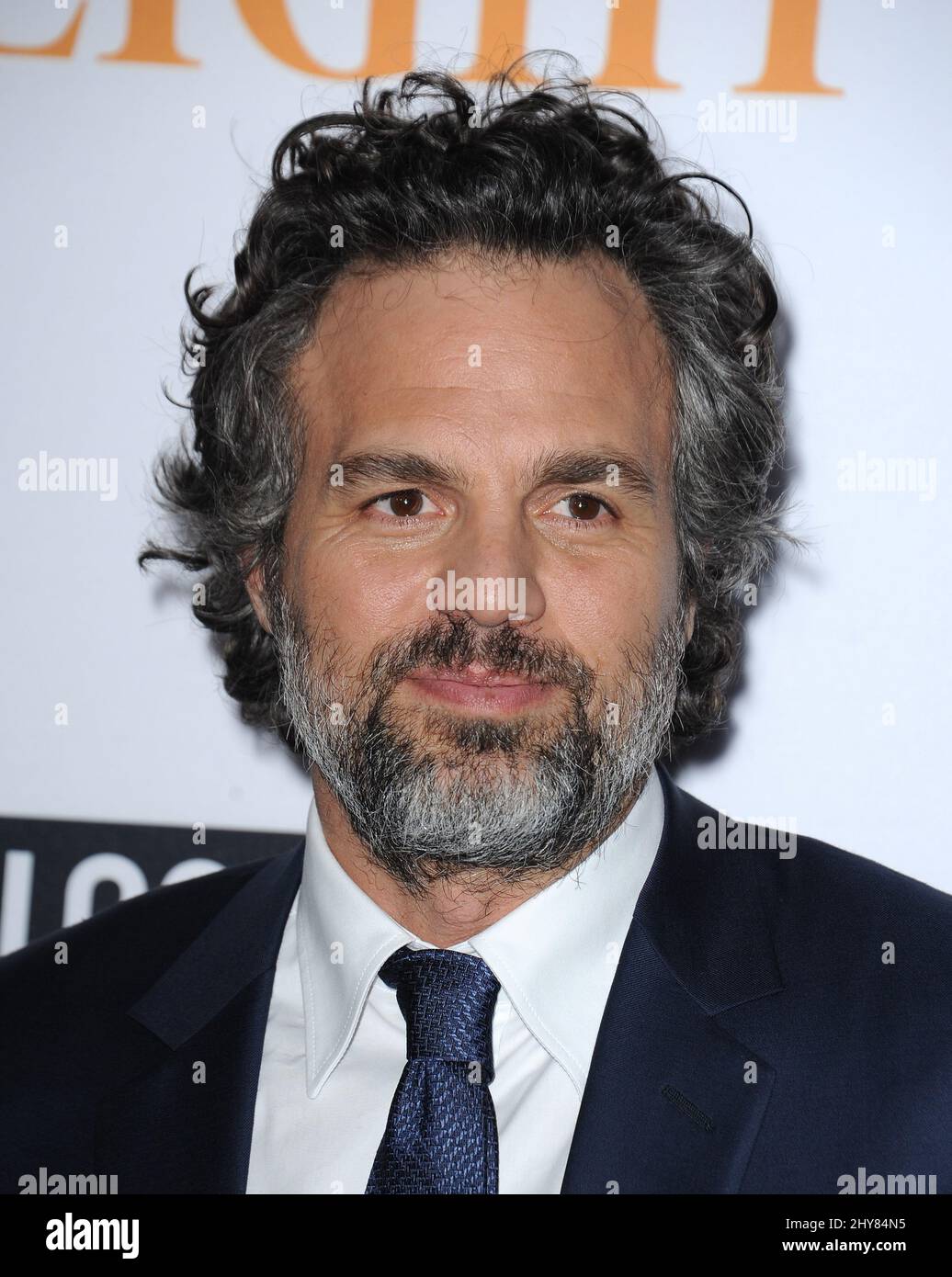 Mark Ruffalo arriving for the Spotlight Spotlight premiere held at DGA ...