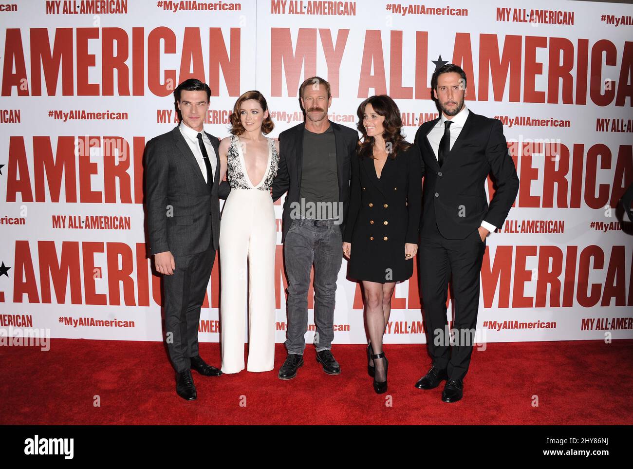 Finn Wittrock, Sarah Bolger, Aaron Eckhart, Robin Tunney, Juston Street ...