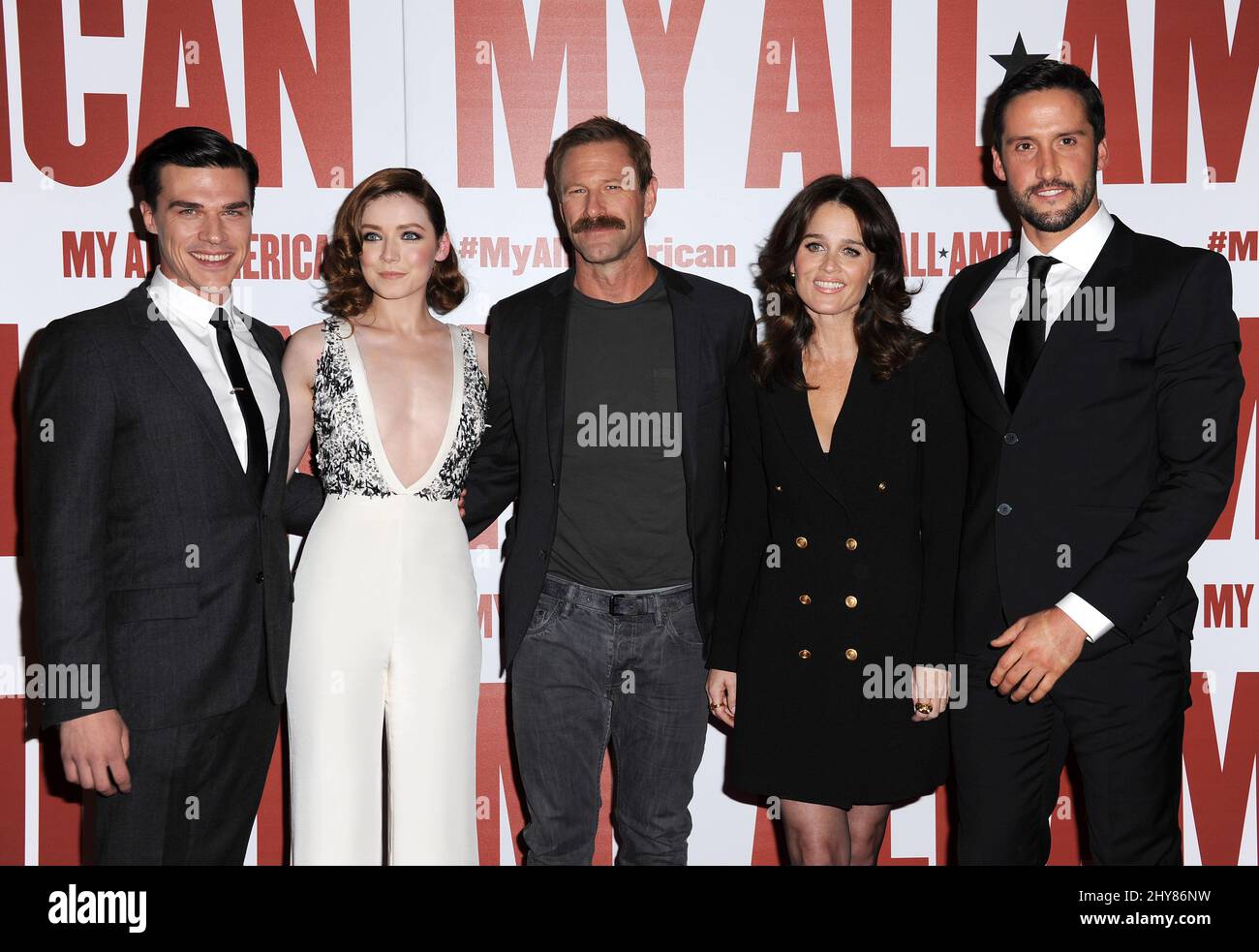 Finn Wittrock, Sarah Bolger, Aaron Eckhart, Robin Tunney, Juston Street ...
