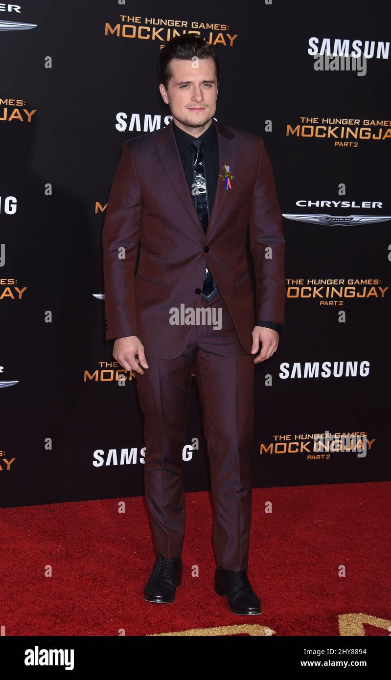 Josh hutcherson hunger games hi-res stock photography and images - Alamy