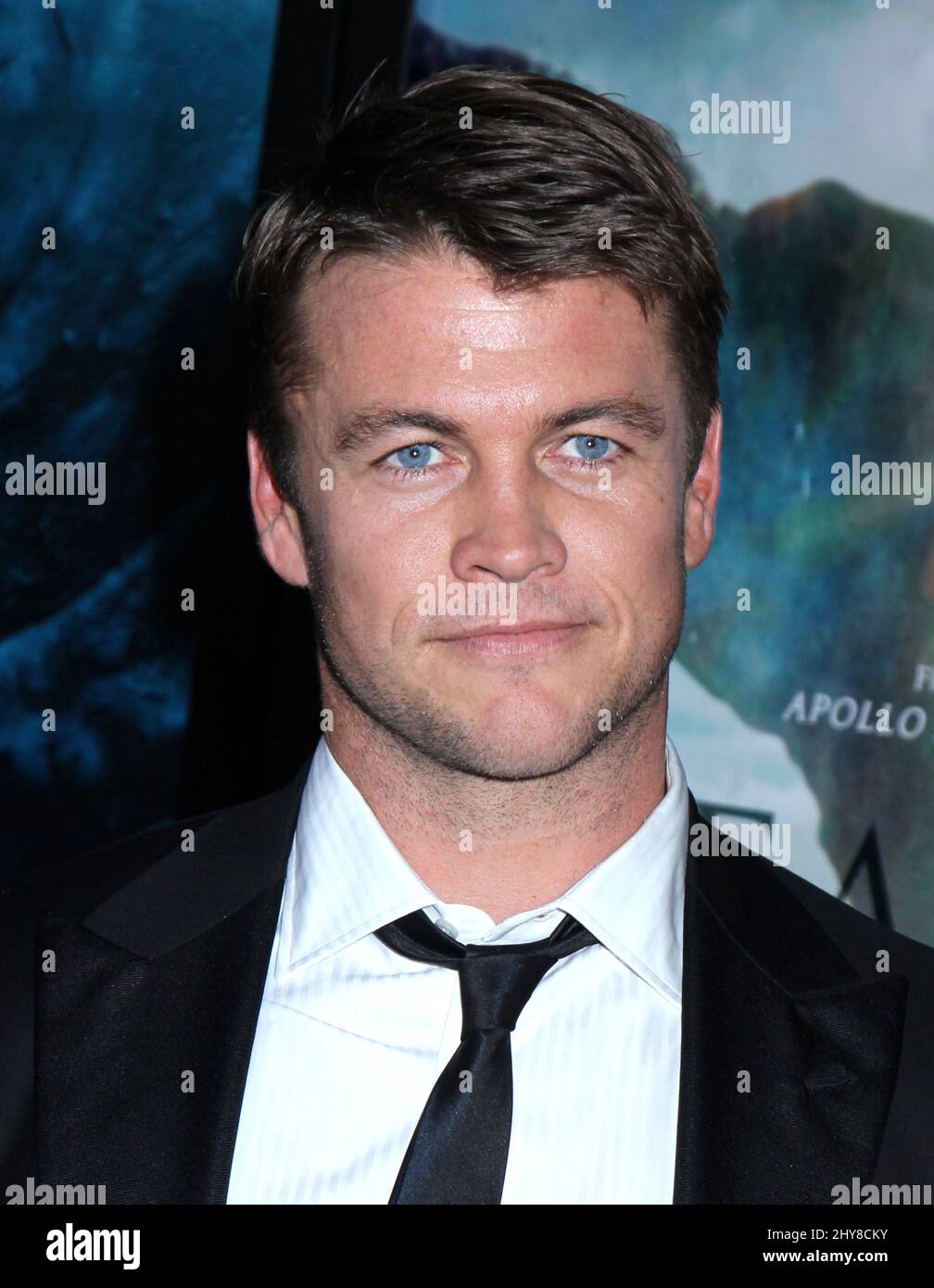 Luke hemsworth hi-res stock photography and images - Alamy