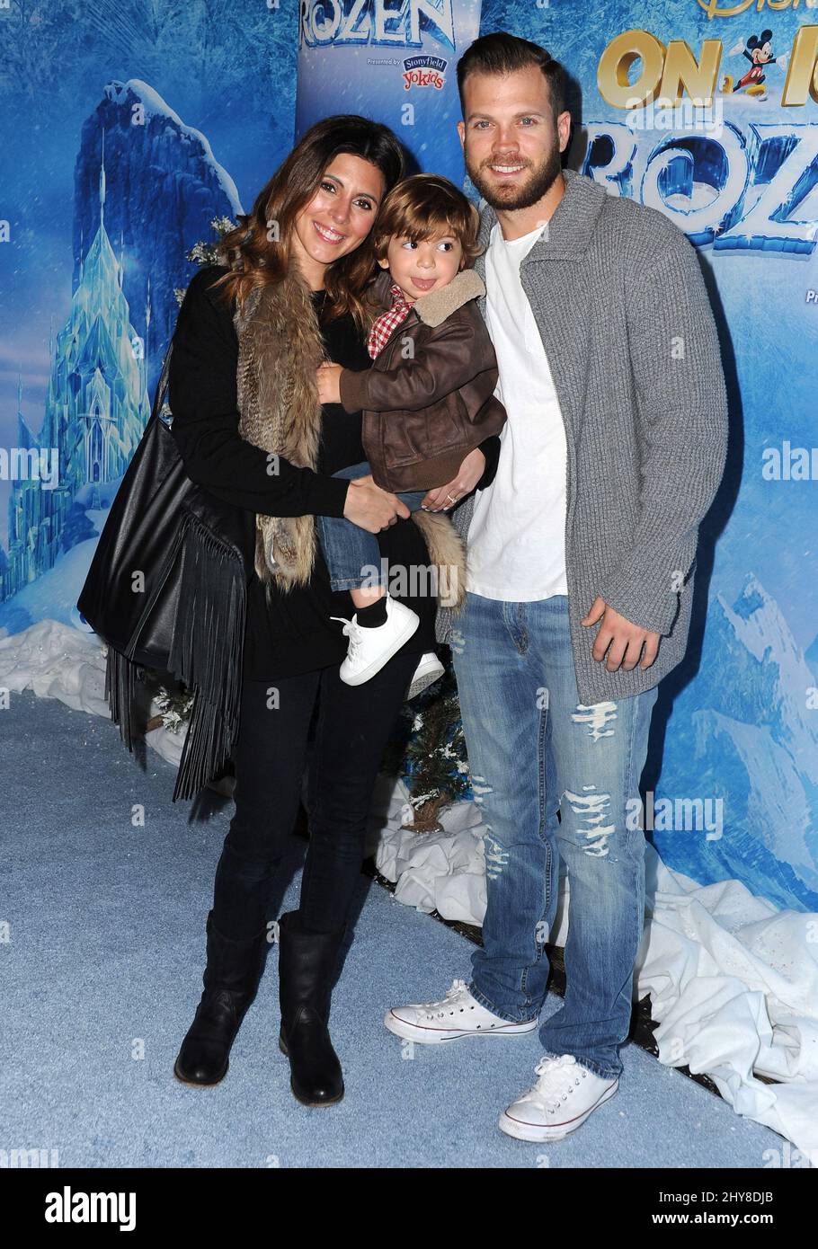 Jamie-Lynn Sigler, Cutter Dykstra, son Beau attending Disney On Ice ...