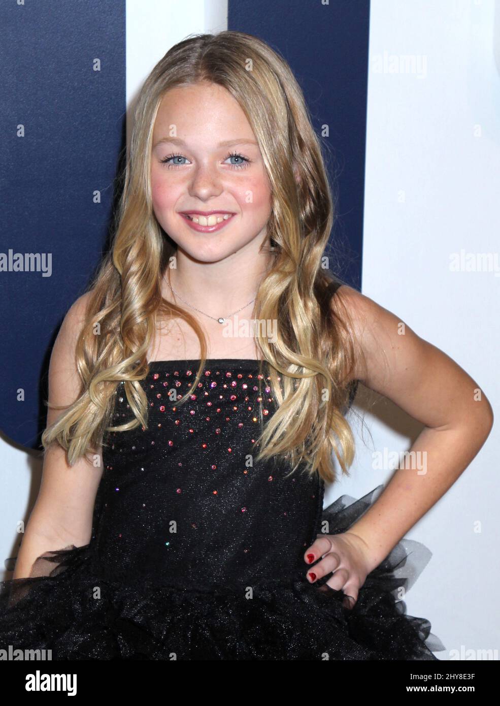 Isabella crovetti cramp where hi-res stock photography and images - Alamy