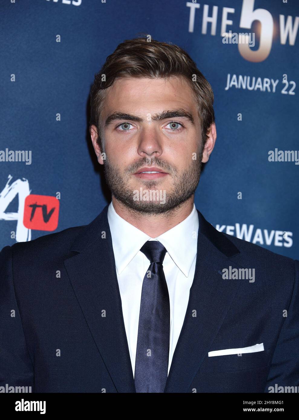 Alex Roe attending the "The 5th Wave" Fan Screening held at the Pacific ...