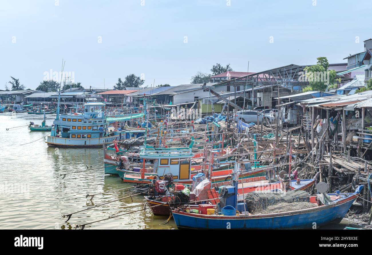 The fresh fish market bridge is the port of the seafood market and a ...