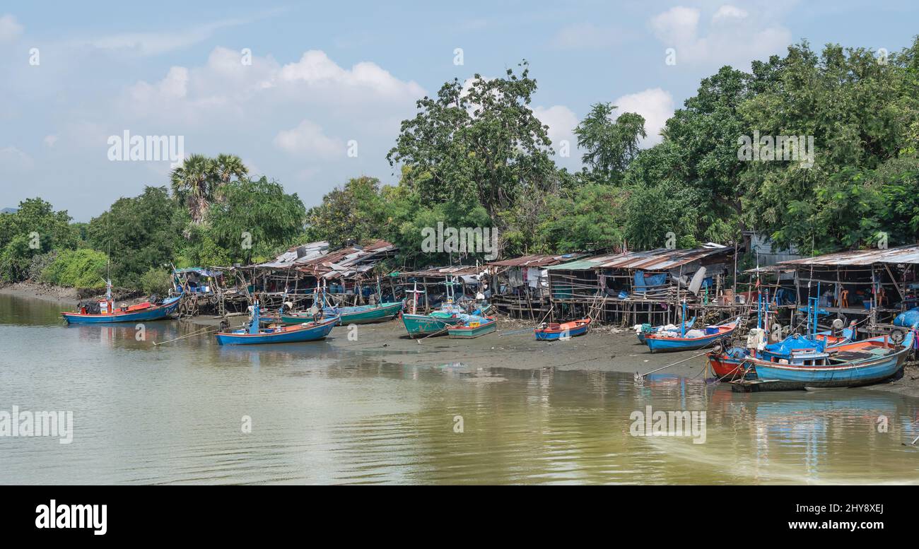 The fresh fish market bridge is the port of the seafood market and a ...