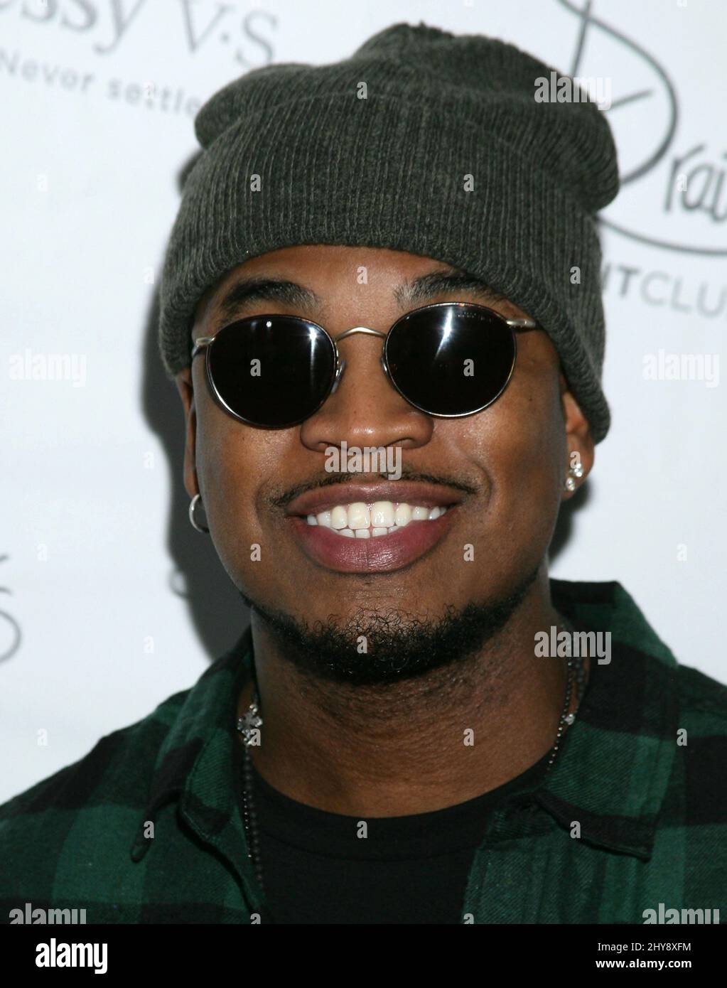 Ne yo performance hi-res stock photography and images - Alamy