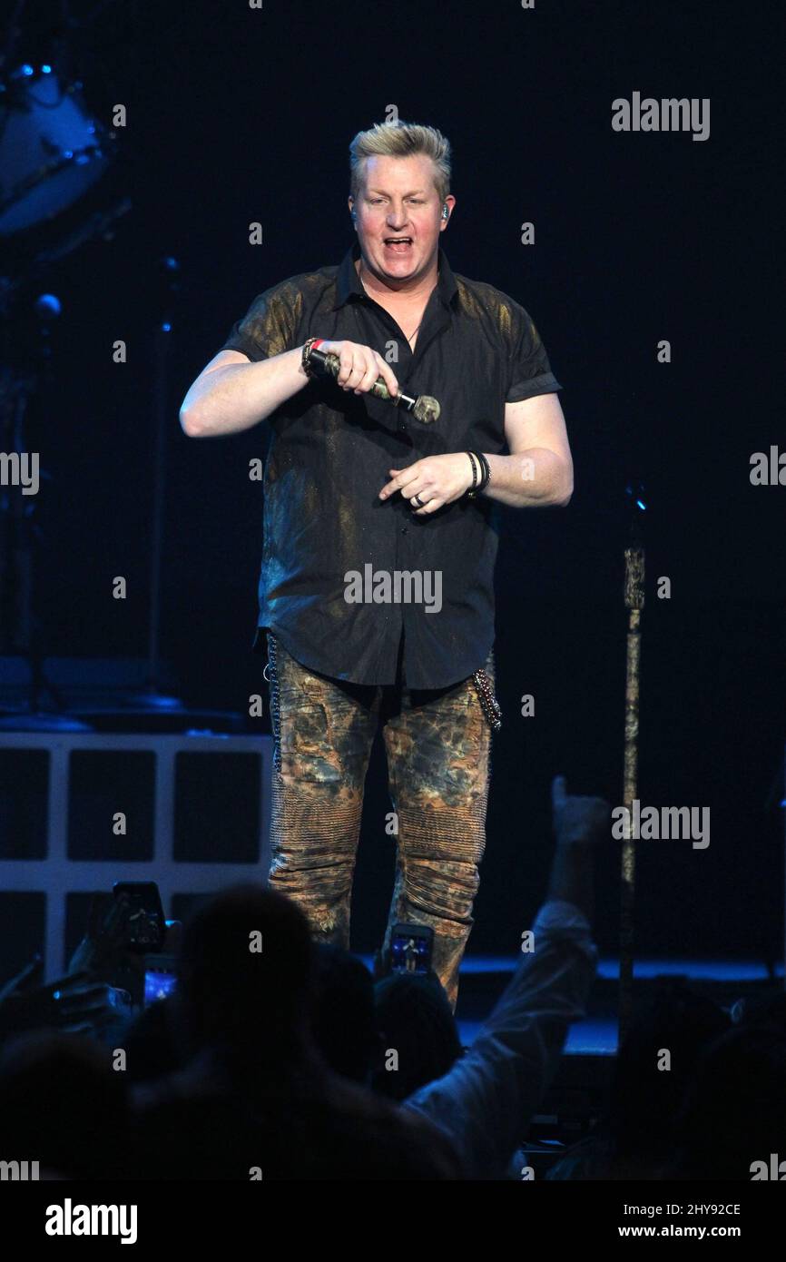 Gary LeVox of Rascal Flatts performs at the Rascal Flatts Rhythm ...