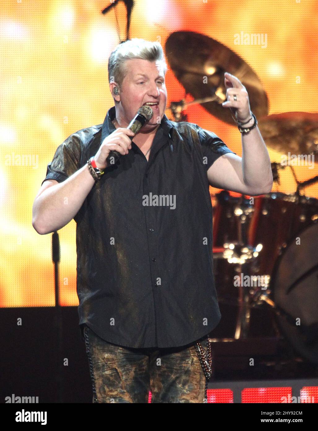 Gary LeVox of Rascal Flatts performs at the Rascal Flatts Rhythm ...