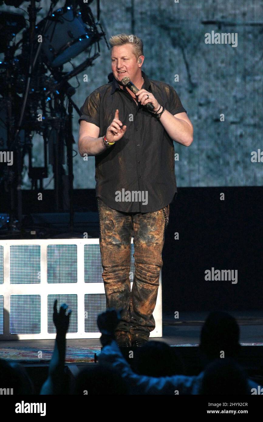Gary LeVox of Rascal Flatts performs at the Rascal Flatts Rhythm ...
