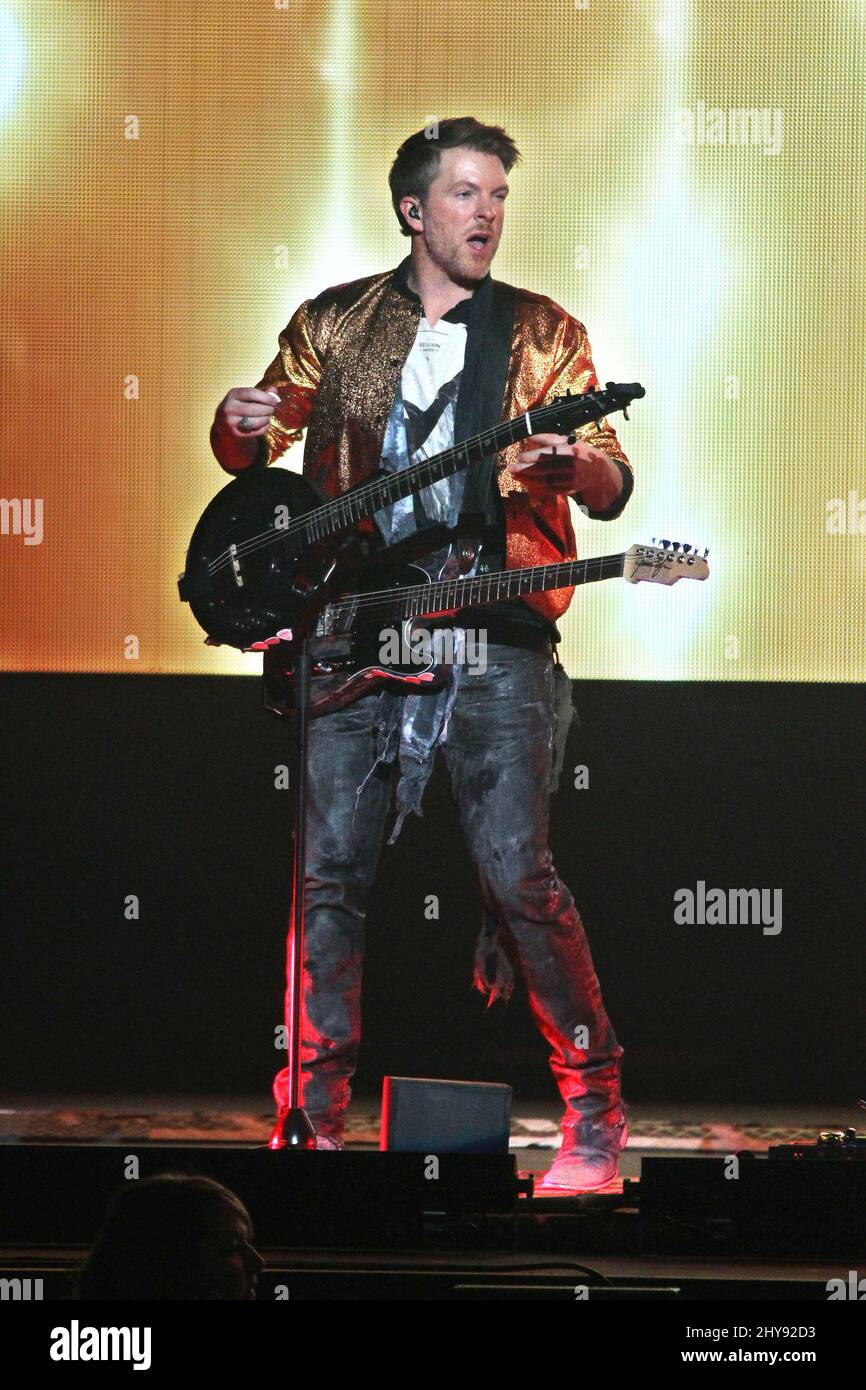 Joe Don Rooney of Rascal Flatts performs at the Rascal Flatts Rhythm ...