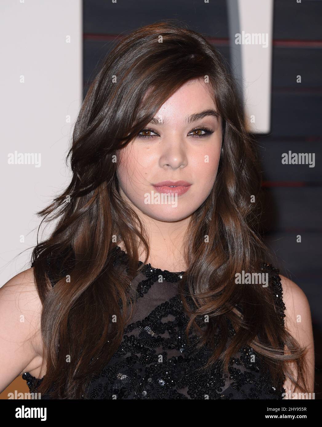 Hailee Steinfeld attending the 2016 Vanity Fair Oscar Party Hosted By ...