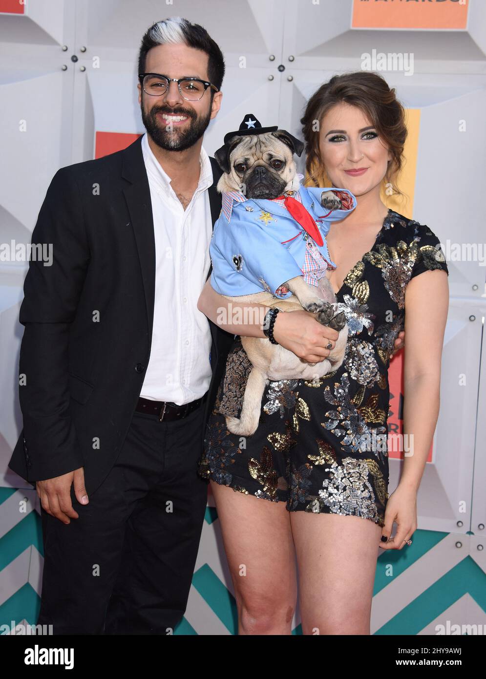 Doug the Pug arrives at the 51st annual Academy of Country Music Awards ...