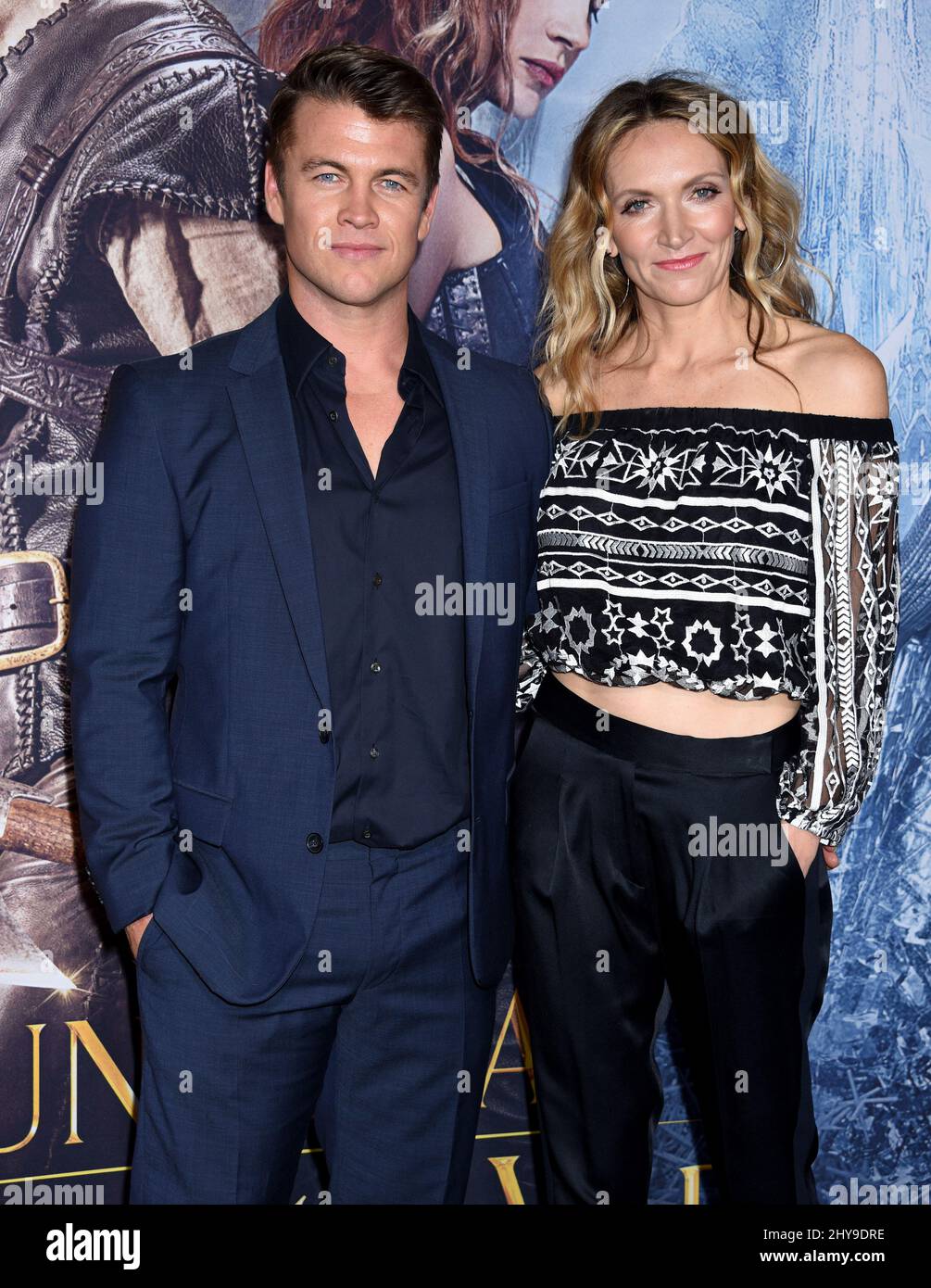 Luke Hemsworth and Samantha Hemsworth attending "The Huntsman Winter's ...
