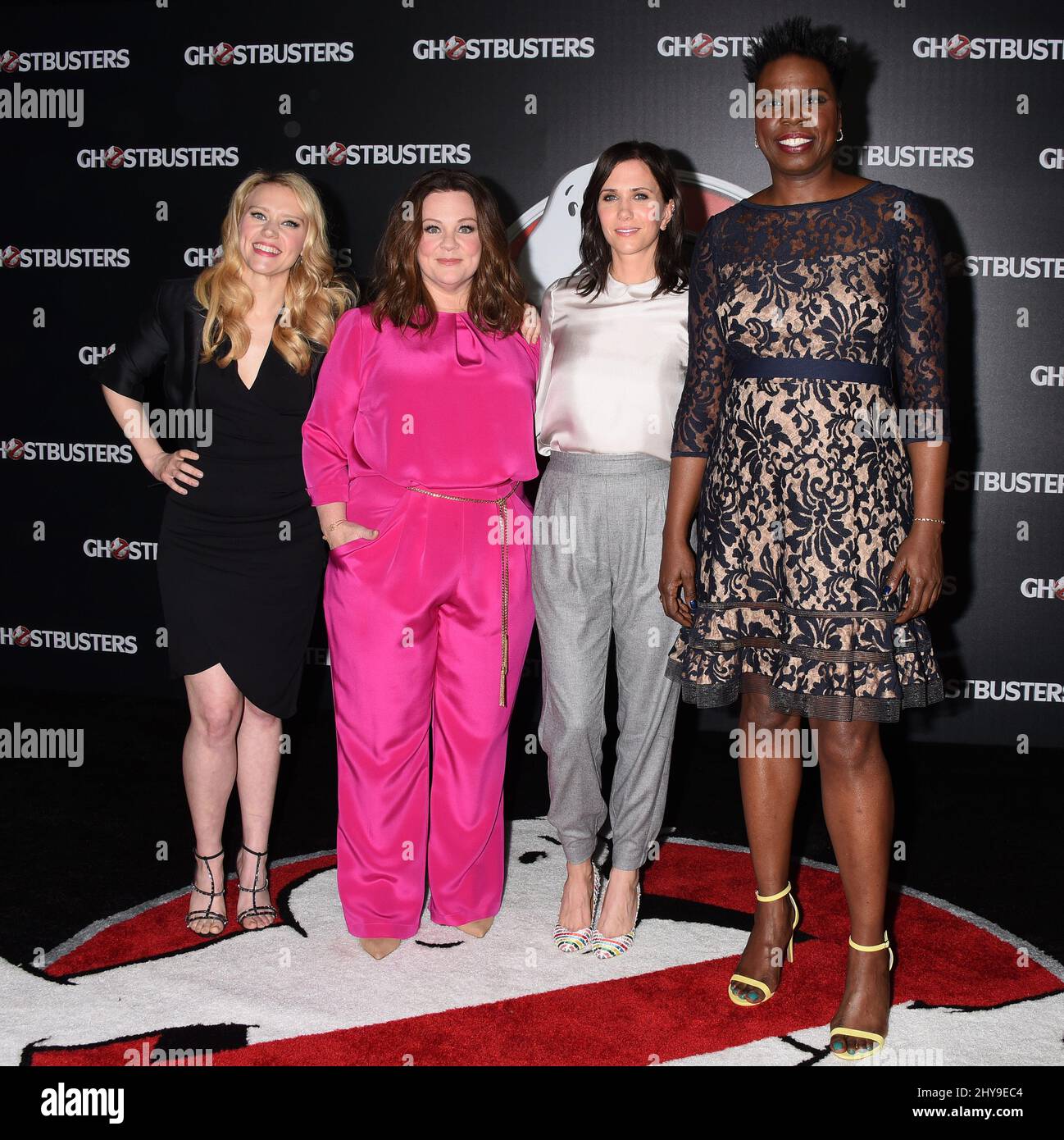Kate McKinnon, Melissa McCarthy, Kristen Wiig and Leslie Jones ...