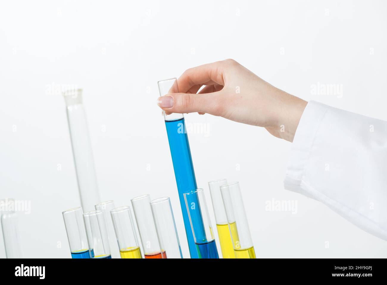 Catalyst testing hi-res stock photography and images - Alamy