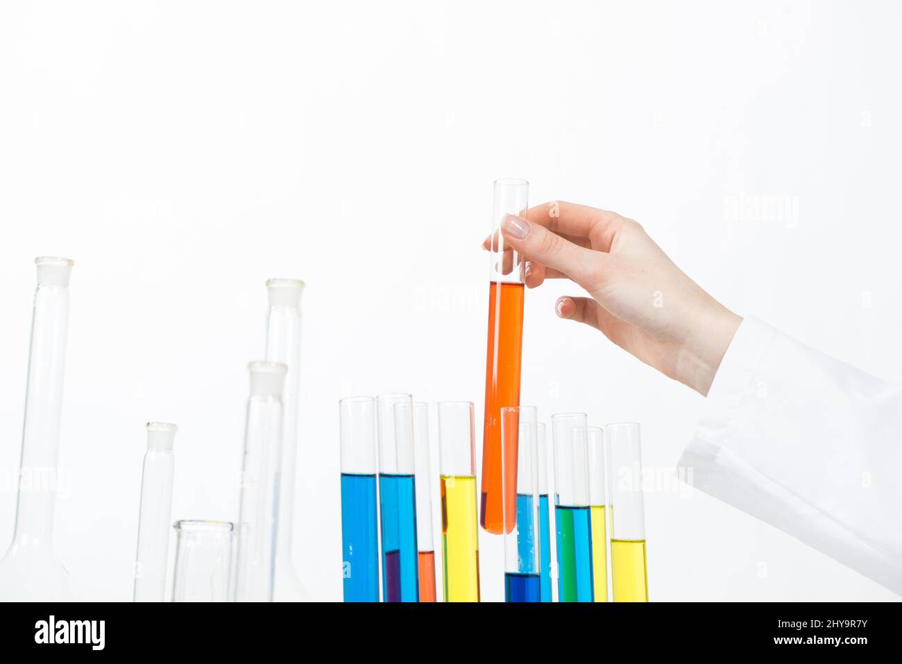 Analysis and synthesis in laboratory Stock Photo - Alamy