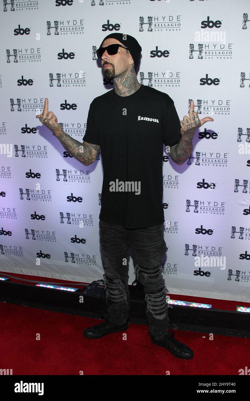 Travis Barker's final performance of his €œGive the Drummer Some ...