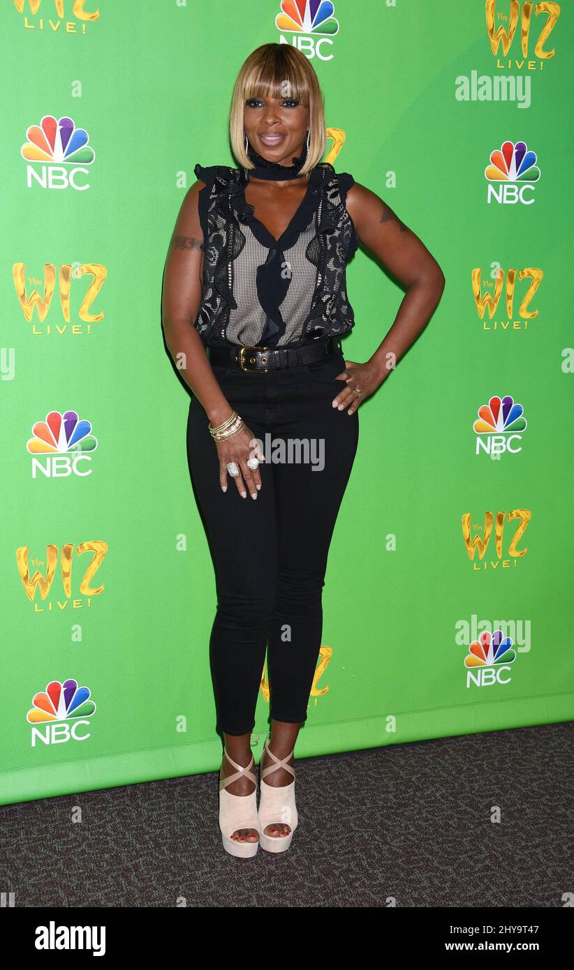 Mary j blige live hi-res stock photography and images - Alamy