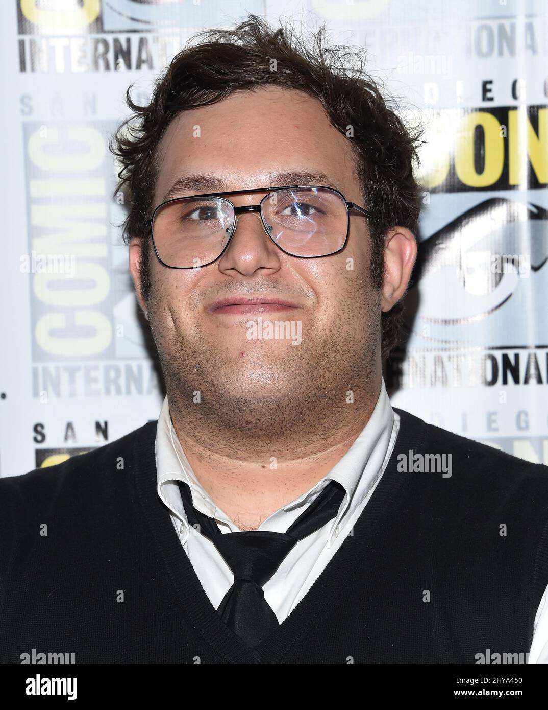 Ari stidham hi-res stock photography and images - Alamy