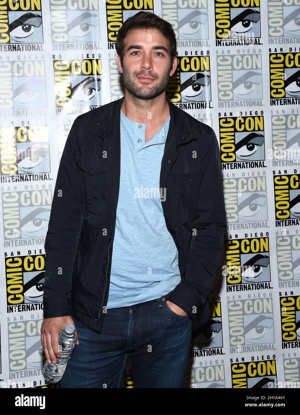 James wolk hi-res stock photography and images - Alamy