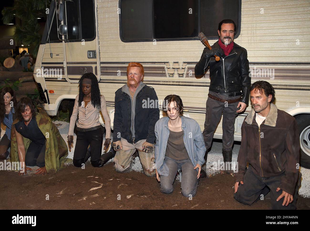 A walking dead display hi-res stock photography and images - Alamy