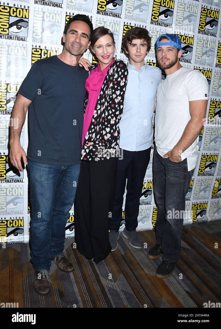 Nestor Carbonell Bates Motel