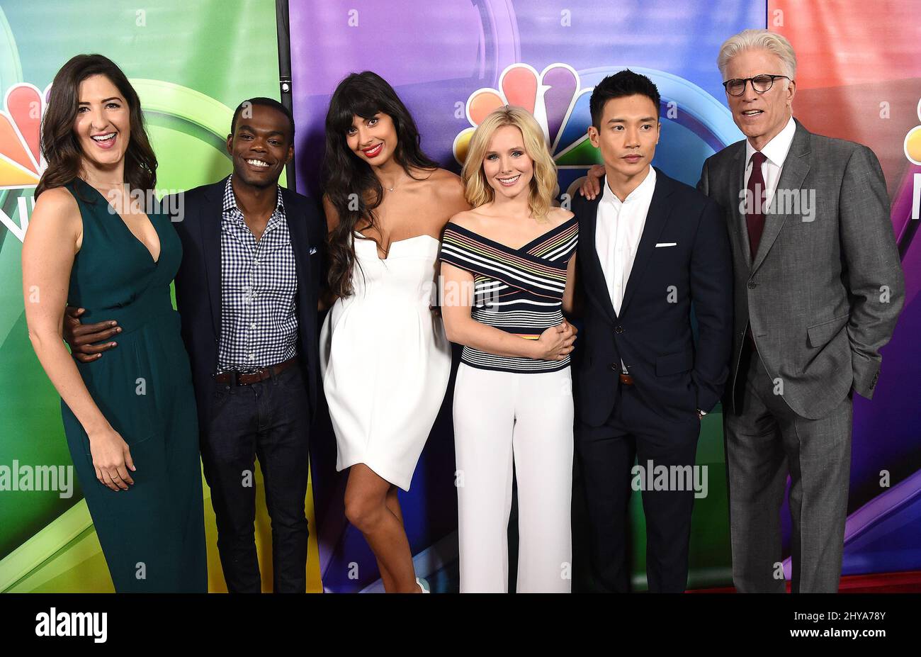 William jackson harper darcy carden manny jacinto jameela jamil hi-res ...