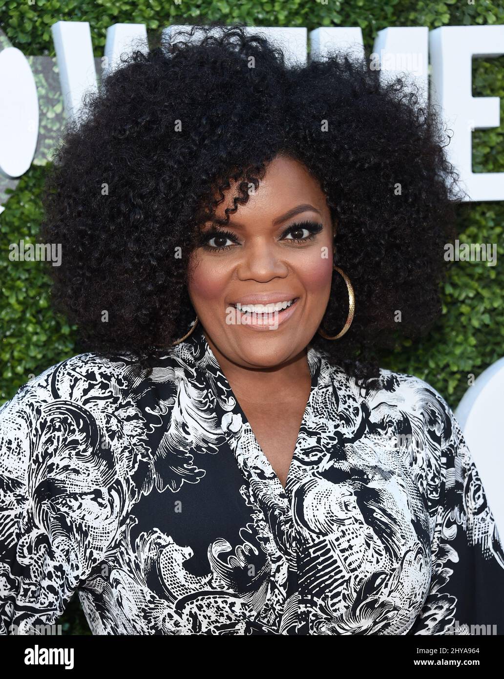 Yvette Nicole Brown arrives at the Summer TCA CBS, CW, Showtime Party ...