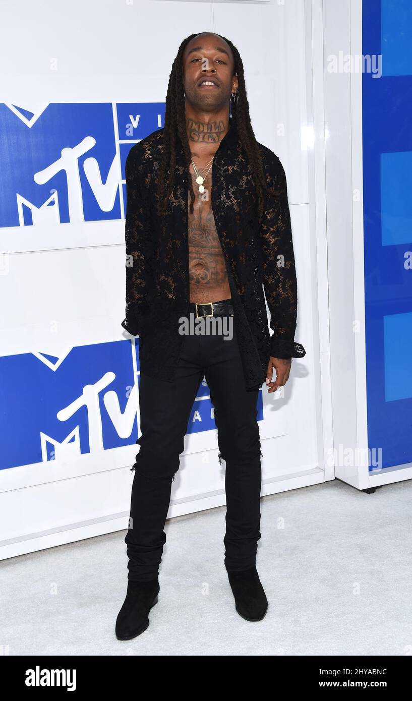 Ty Dolla Sign arriving for The 2016 MTV Video Music Awards, Madison ...