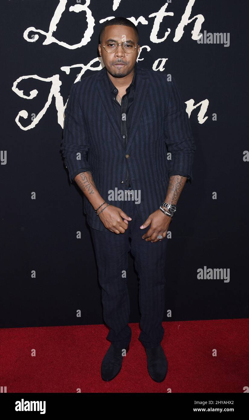 Nas poses hi-res stock photography and images - Alamy