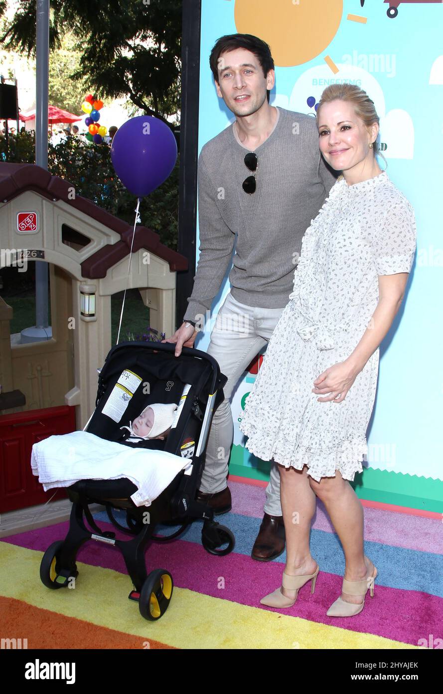 Emma caulfield hi-res stock photography and images - Alamy